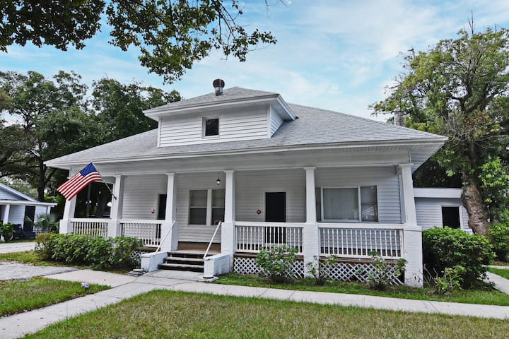 Apt By Bike Trail & Historic Winter Garden, Apt #1 - Winter Garden, FL
