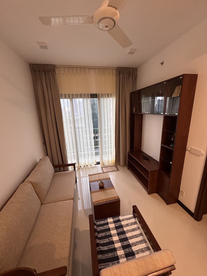 Trizen Colombo 2, Apartment| Pool, Gym & City View - Colombo