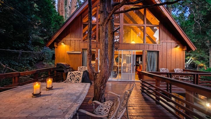 Retro 2br | Deck | Garage Parking - Lake Arrowhead, CA