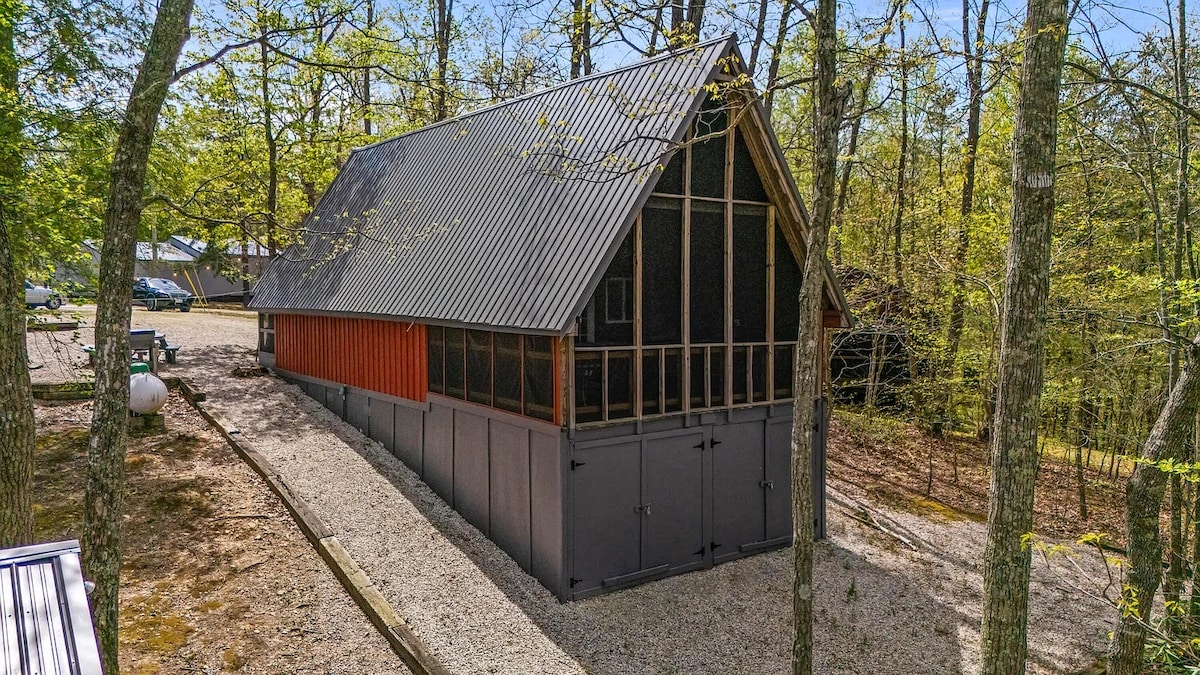 Cabaña A-Frame | Jacuzzi | Cave Run + Red River Gorge - Cabañas en ...