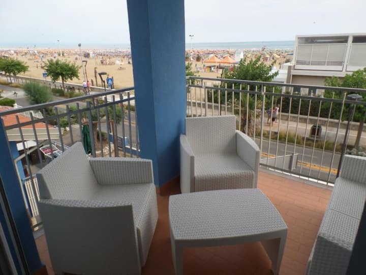 Appartement En Bord De Mer Avec Une Vue Splendide - Bibione