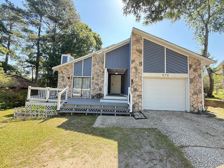 The Pool House - Fayetteville, NC