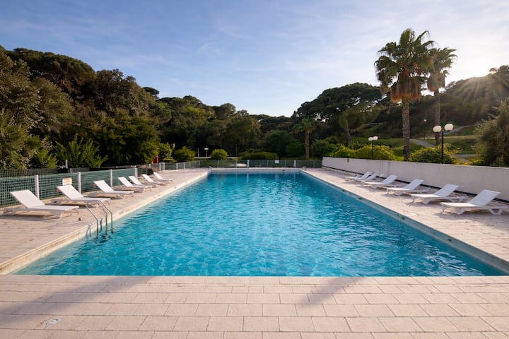 Charmant Studio Avec Piscine, Proche De L’étang - Fréjus