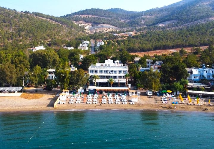 Mersin'in Saklı Cennetinde Iki Adımda Plaja Erişim - Mersin