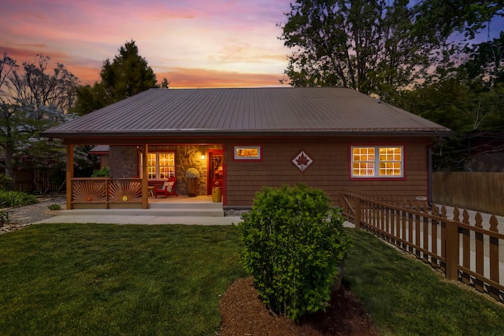Black Mountain 5th Street – Main House - Black Mountain, NC