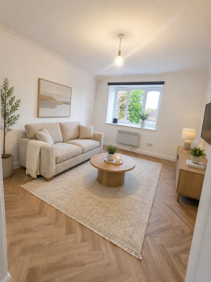 Kick Back And Relax In This Peaceful Apartment - Maidenhead