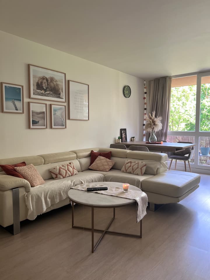 Logement 3 Pièces Spacieux Au Calme - Trappes