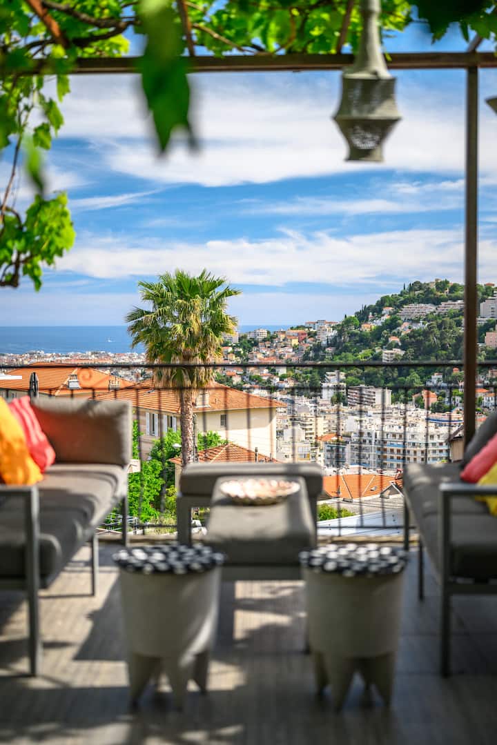 Superbe Villa D'artiste Vue Mer Proche Centre Nice - Carros