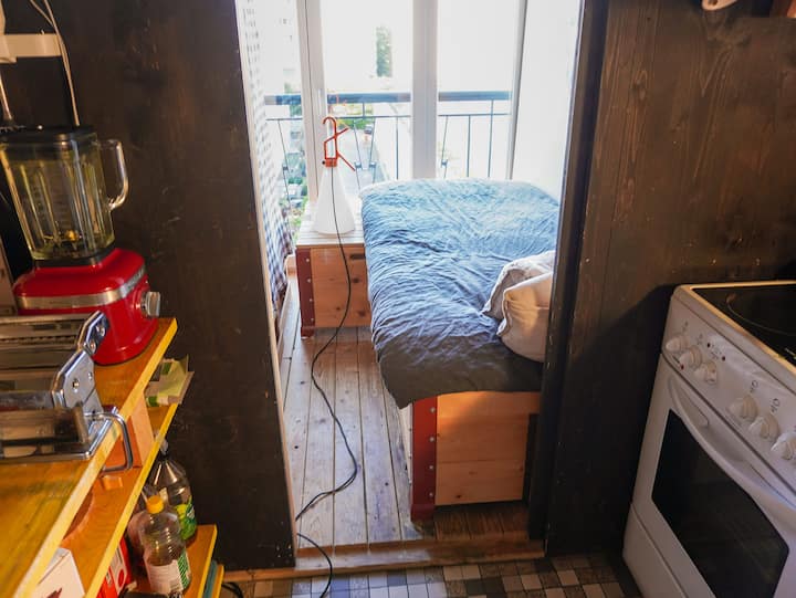 The "Kitchen" Room - Geneva