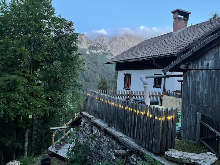 Berghaus Auf 1200m Höhe - Ferlach