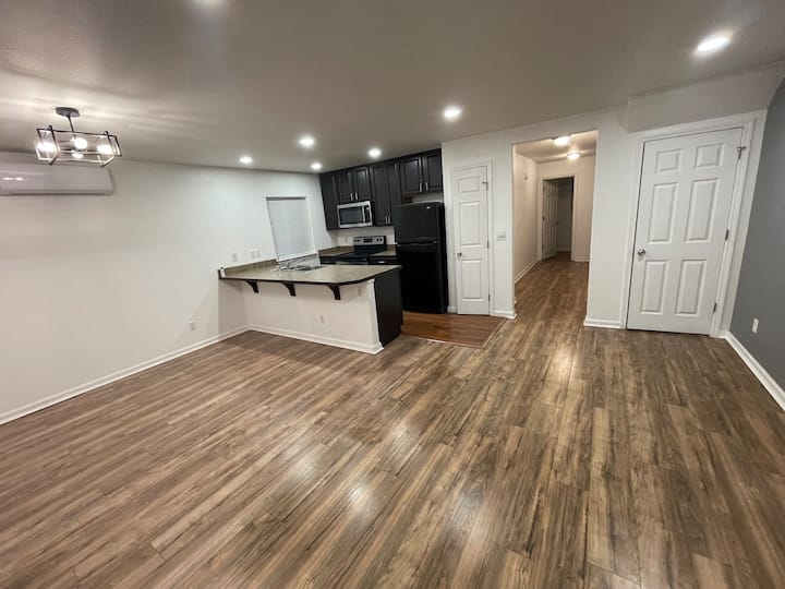 3 Bedroom + 1 Room
2.5 Bath
Close To Base And Park - Steilacoom, WA