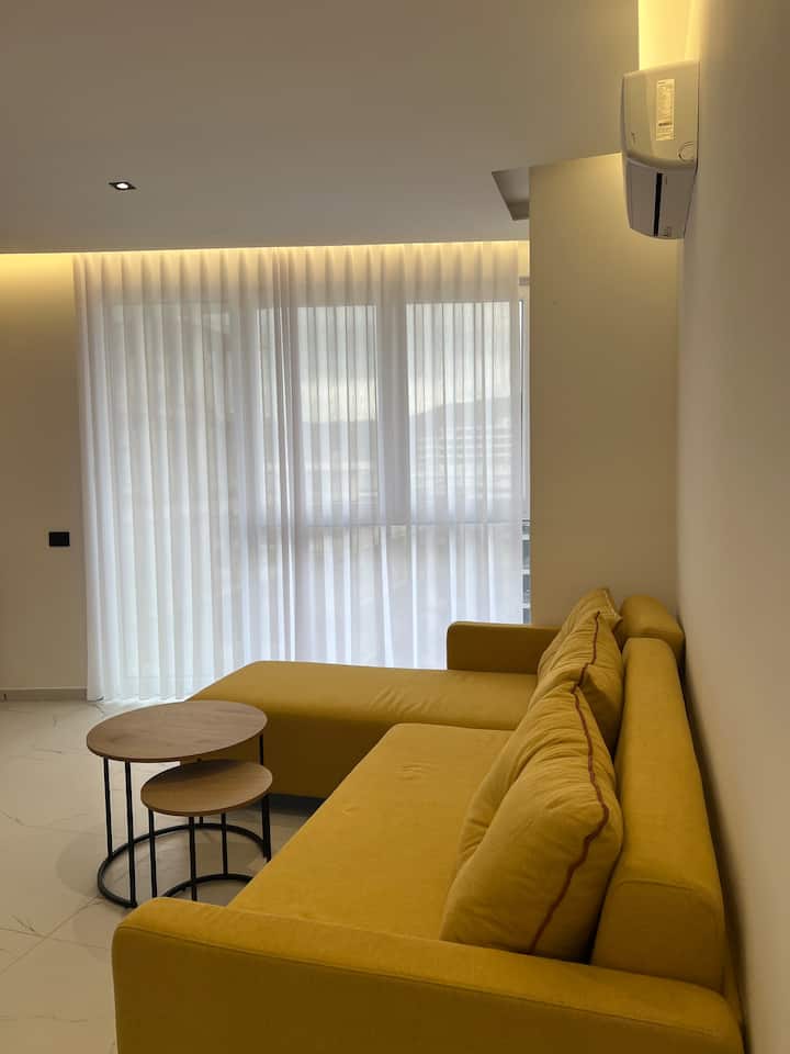 Royalbay N.5 | Where Waves Touch Luxury - Shëngjin