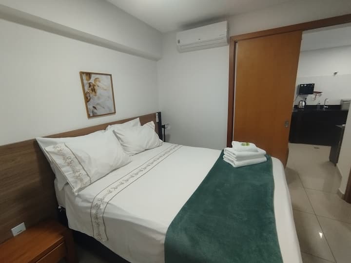 Flat Em Frente Ao Shopping Flamboyant 2501 - Goiânia
