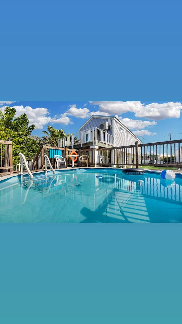 Cozy Beach House With Pool - Marathon, FL