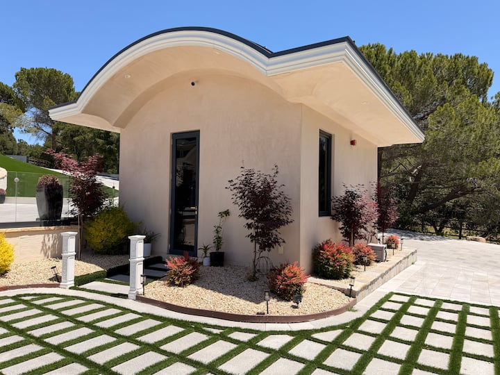 Luxury Garden Cottage Near Stanford - Menlo Park, CA