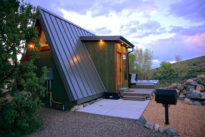 Bristlecone Cabin At Casto Bend - Panguitch, UT