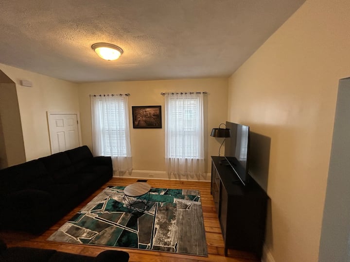 Minimalist Conveniently 
Located - Quincy, MA