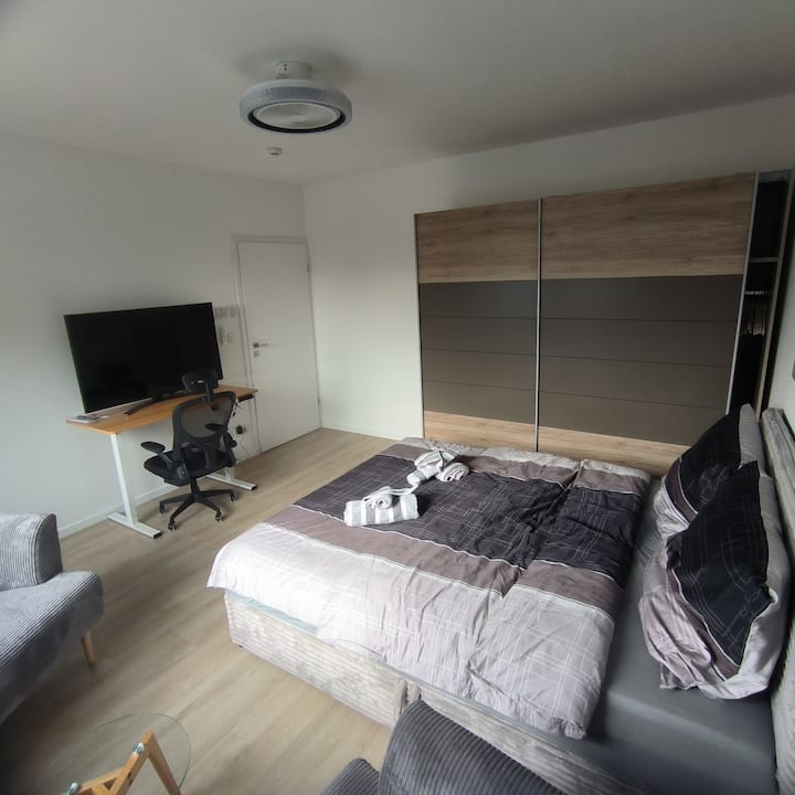 2. Og: Gesamte Wohnung / Hbf- Und Zentrumsnah - Oberhausen