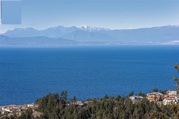 Ocean View 2 Bedroom Ground Level In North Nanaimo - Nanaimo