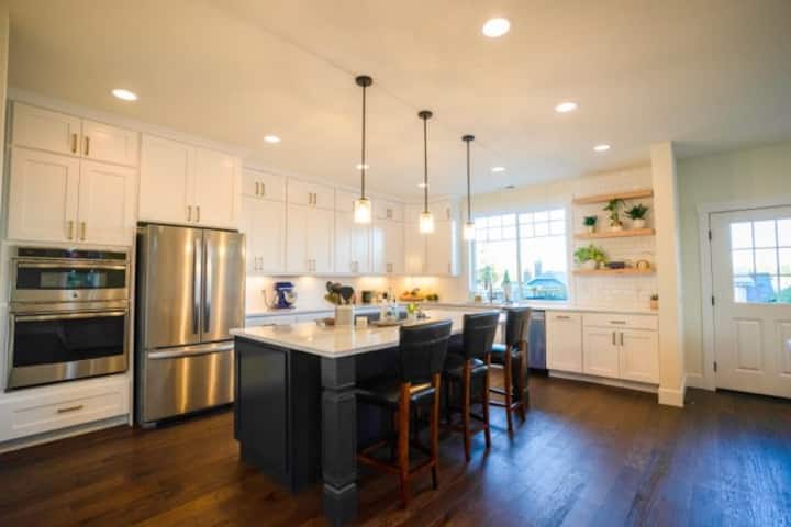 Family Friendly Craftsman - Kirkland, WA