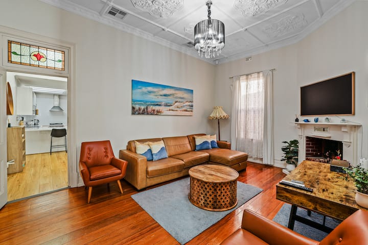Private Coastal Retreat Moments From Glenelg Beach - Glenelg