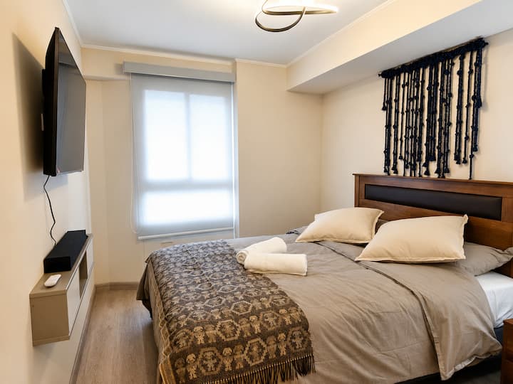 Exclusivo Departamento En Miraflores De Estreno - Lima