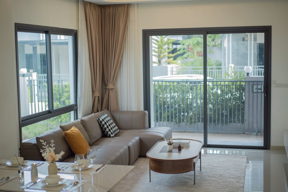 Villa individuelle de luxe neuve de 4 chambres à Pattaya - Maisons à ...
