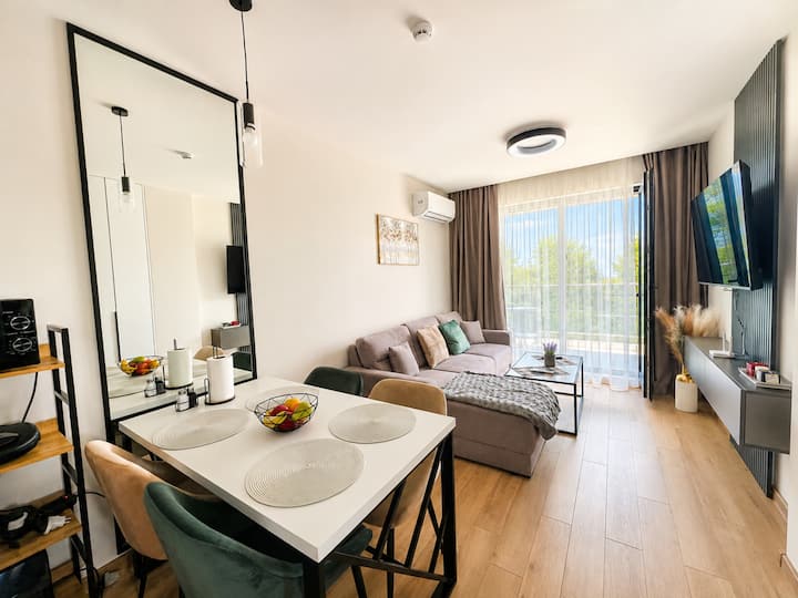 Emilia Romana Verde Private Apartment - Nessebar