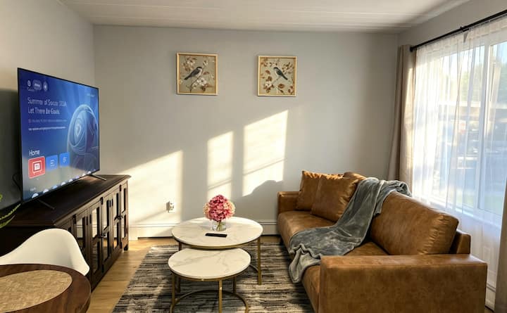 Cozy Modern Unit 3902 #2 Near Airport - Anchorage, AK