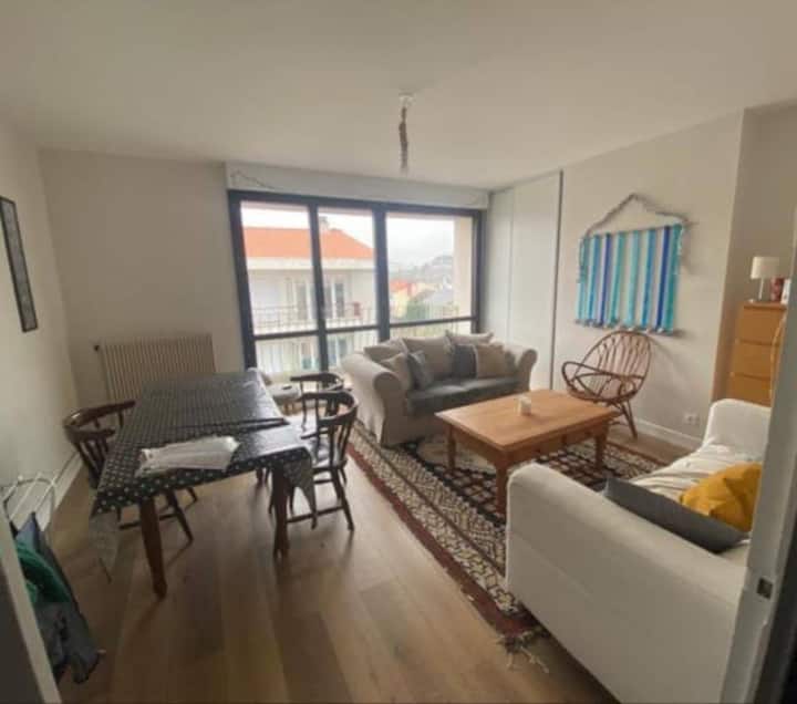 Vaste Appartement En Plein Centre - La Roche-sur-Yon