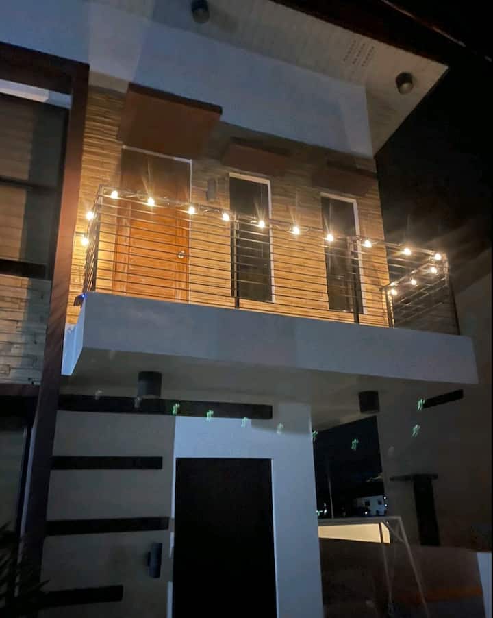 A Tiny Beach House & 4 Bedroom, Beach Access - Laiya