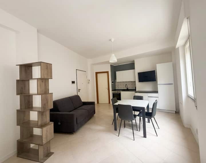 Monolocale Open Space (Fino A 4 Persone) - Alassio