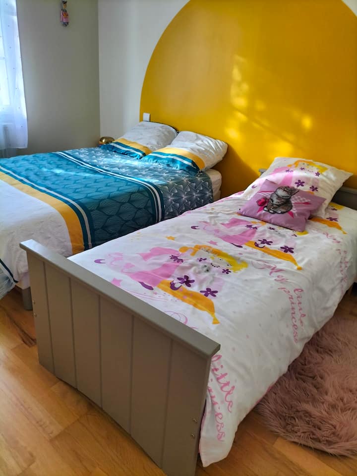 Chambre à Louer Pendant Le Flip 2026 à Parthenay - Parthenay