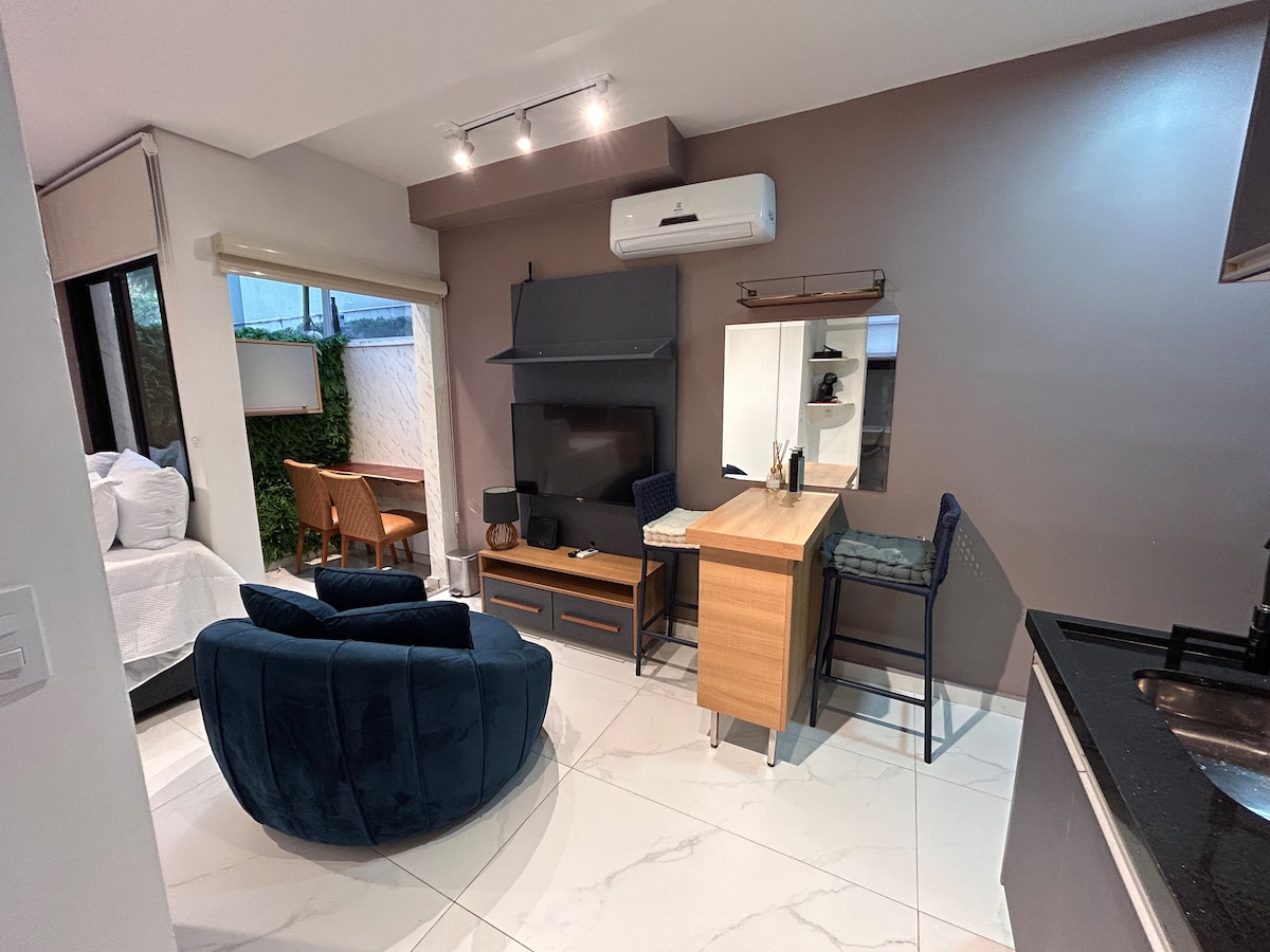 Appartement confort + bureau à domicile + climatisation + laveuse et ...