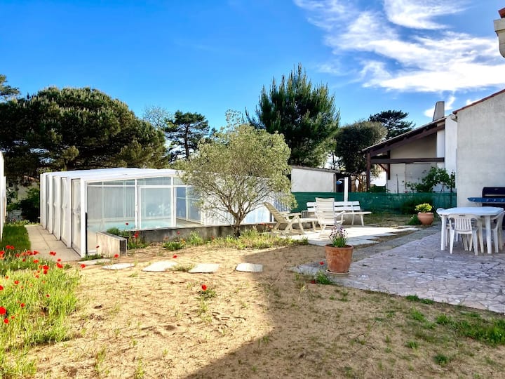 Maison 3 Chambres Avec Piscine Privée Couverte - Vendée