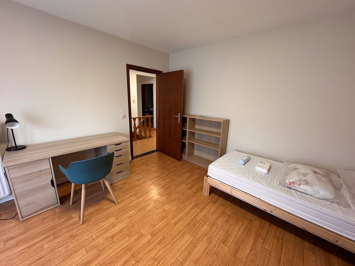Ruime En Gezellige Woning In Kuurne - Izegem