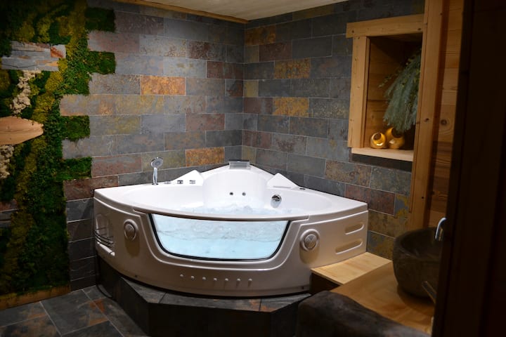 Nuit Au Bois • Spa Privatif & Vue Montagne - La Bresse