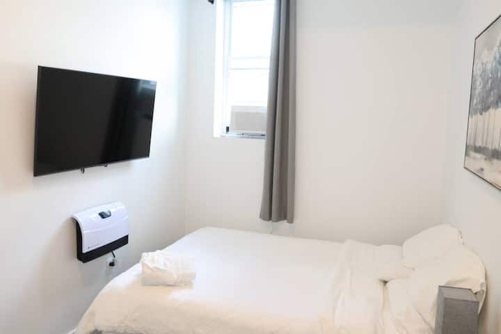 Lux 1br 1 Ba In Pavonia - New Jersey