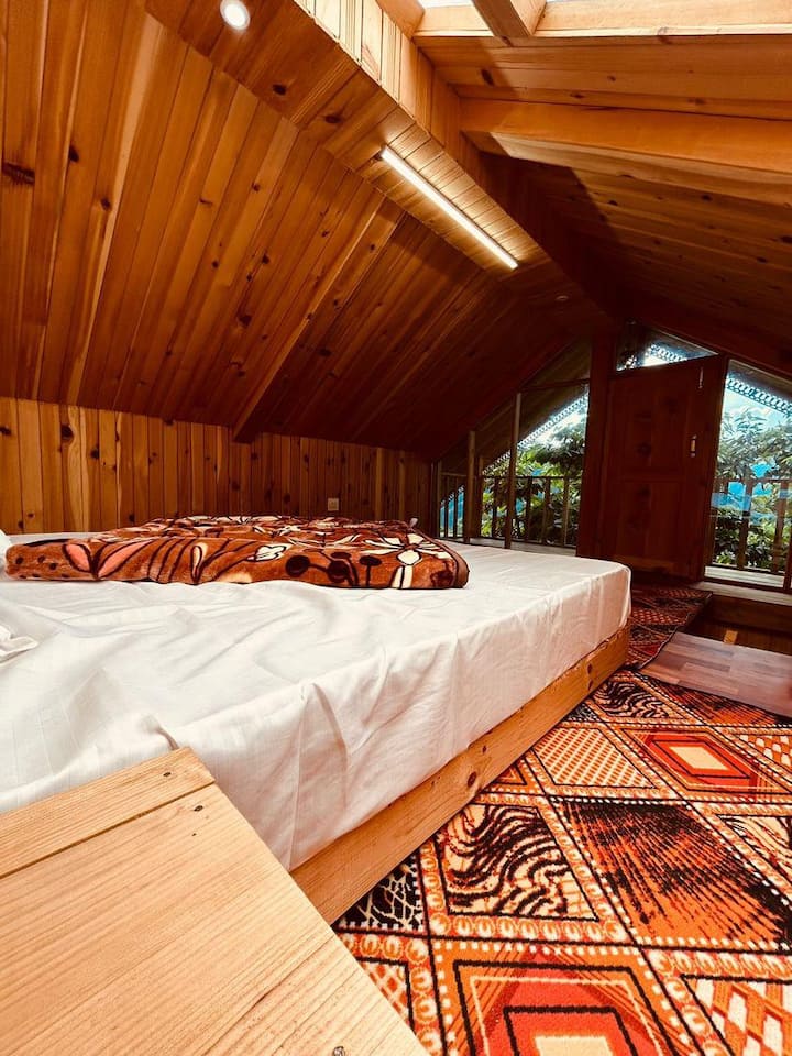 Cherry Hills Cottage 360 View - Jibhi