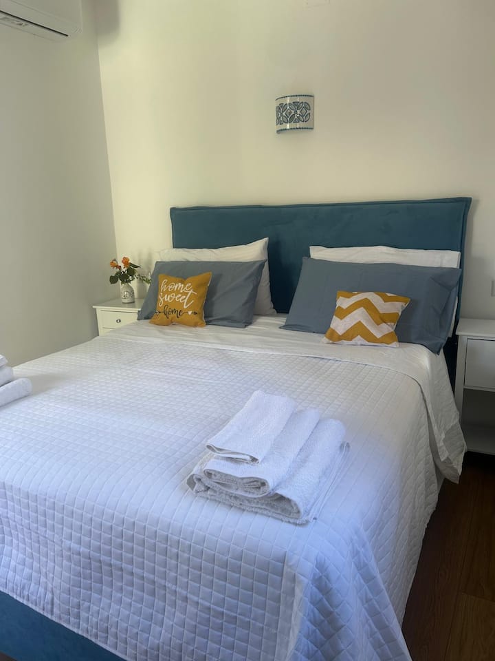 Tiny Room - Sorrento