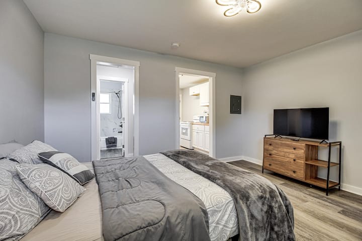 3 Mi To Dtwn: Pet-friendly Studio In Huntsville - Burritt on the Mountain