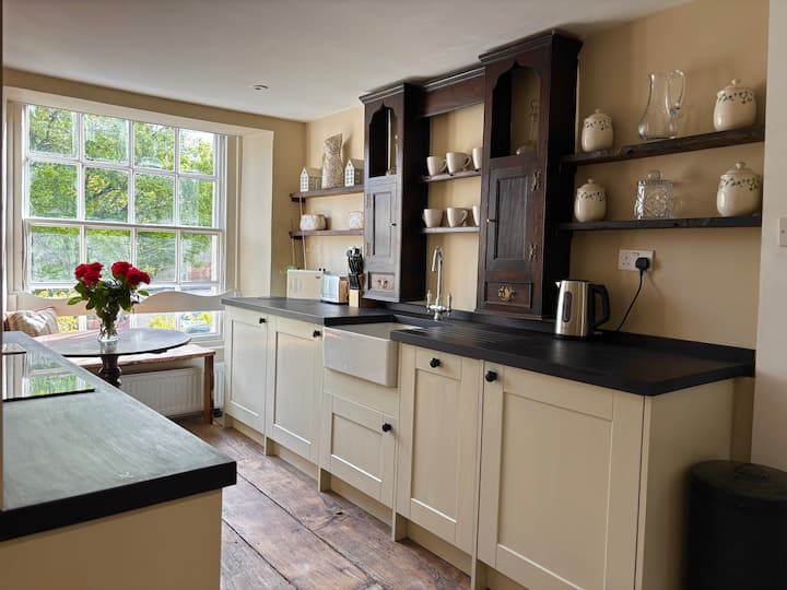 Charming Period Flat, Nailsworth - Tetbury