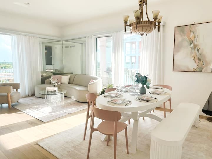 Luxury Waterfront Penthouse In Lantana Complex - Boynton Beach, FL