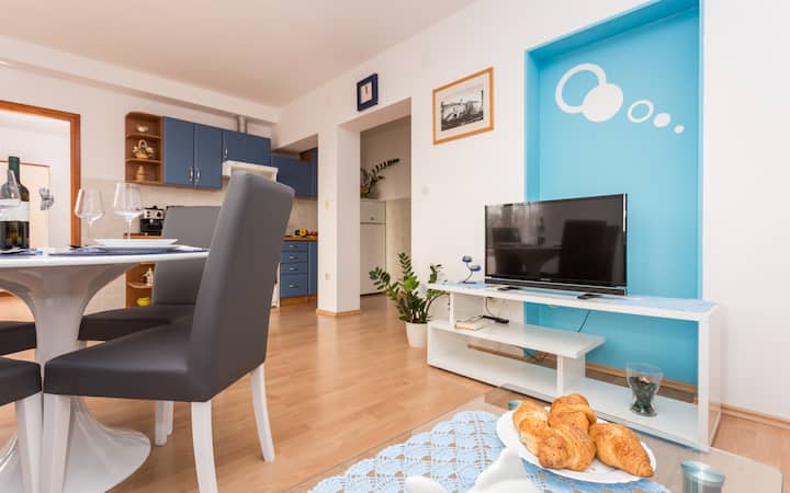Apartment Izi Blue – Peaceful Location, Sea View - Punat