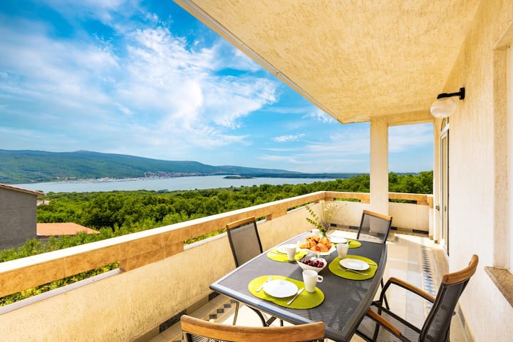 Apartment Izi Green – Sea View, Peaceful Location - Krk