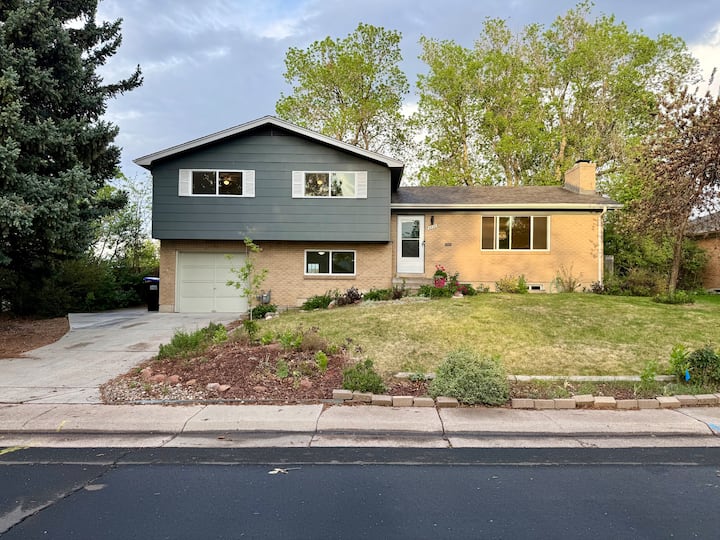 Sunny Retreat With Stunning Golf Course Views - Highlands Ranch, CO