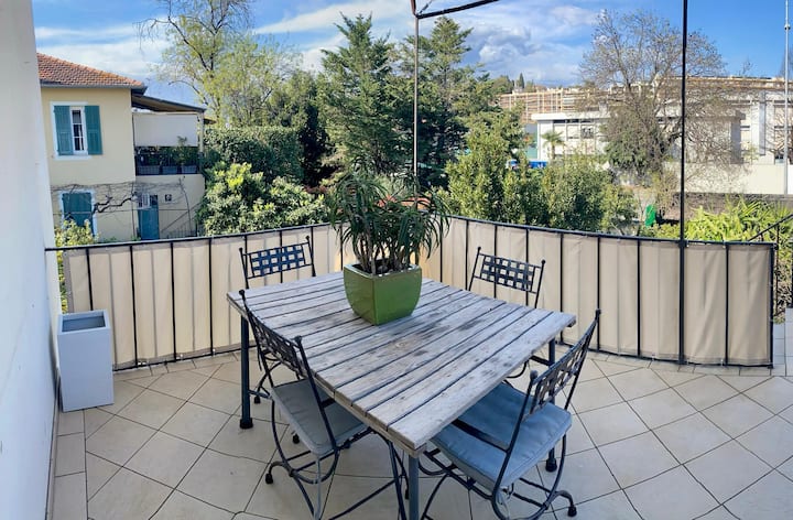 Cagnes/mer La Maison à Côté De La Gare - Cagnes-sur-Mer