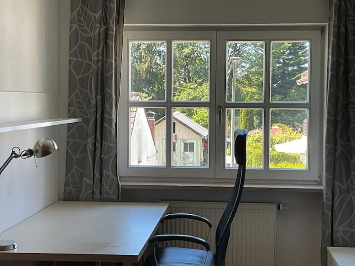 Zimmer Im Häuschen - München