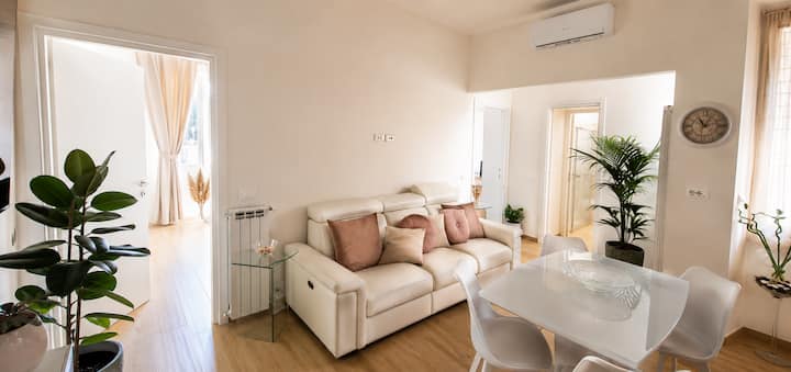 Design Apartment In Centro • Ac & Wifi • - La Spezia