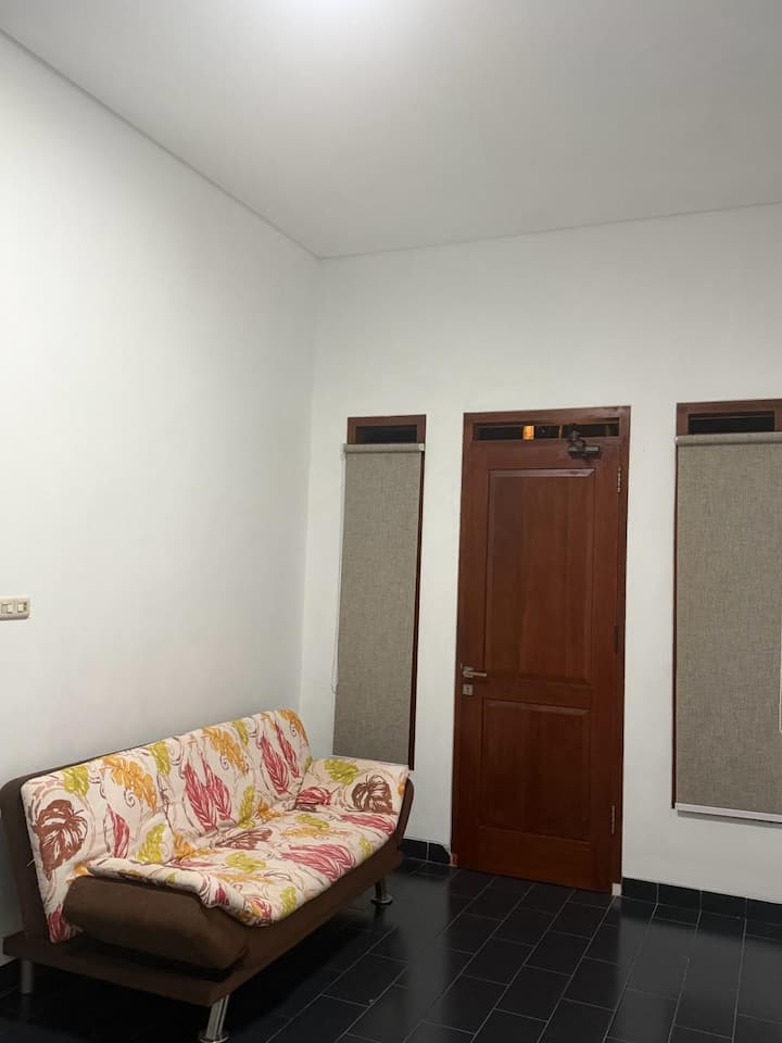 Rumah Sewa Harian Di Tengah Kota Bandar Lampung - Bandar Lampung
